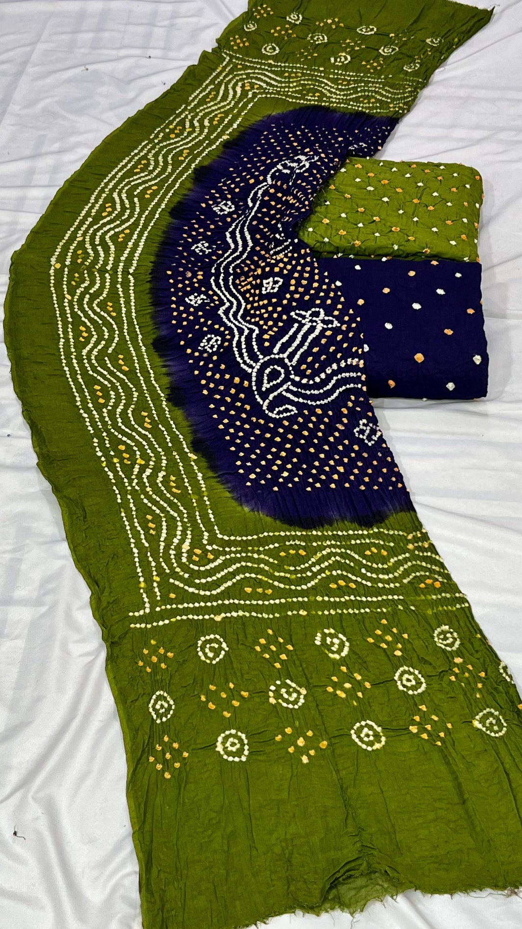 Buy Bandhani Dress Materials Online In India | Ethenika.com – Ethenika.com